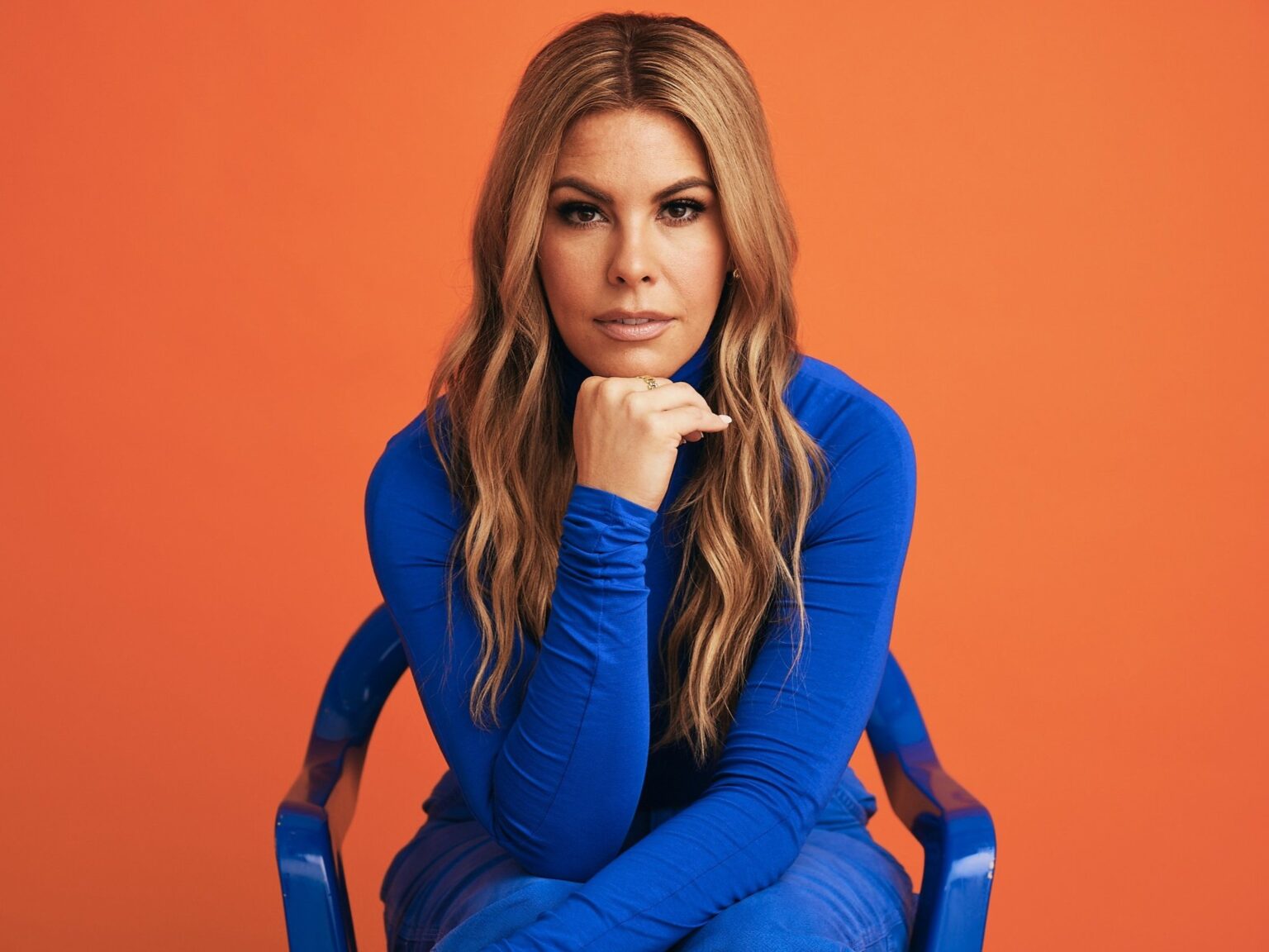 Thank You Isn’t Enough – Tasha Layton (Official Lyric Video) – CMADDICT.com
